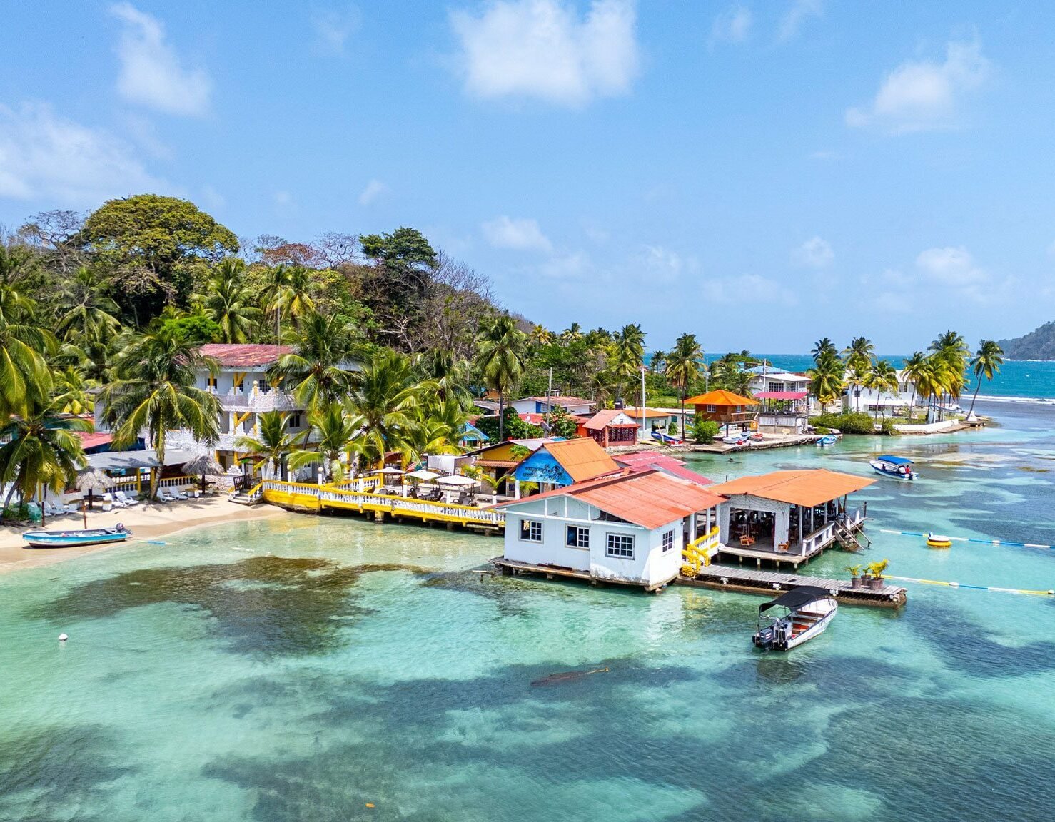 Resurge Isla Grande - Panorama de las Américas - Hospedaje